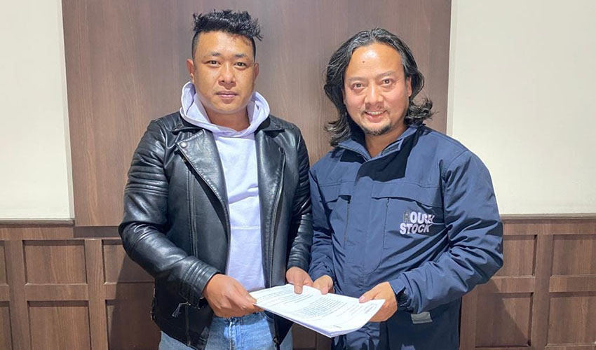 ‘लाखे’ निर्माताको फिल्म निर्देशन गर्दै दीपेन्द्र